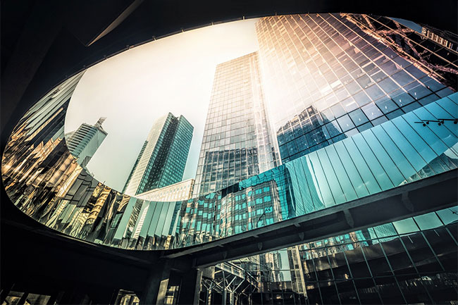 SCC donne une image digitale à une grande entreprise - Le Monde ...